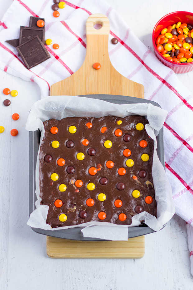 Easy Reese's Pieces Fudge | Dessert Recipes | The Best Blog Recipes