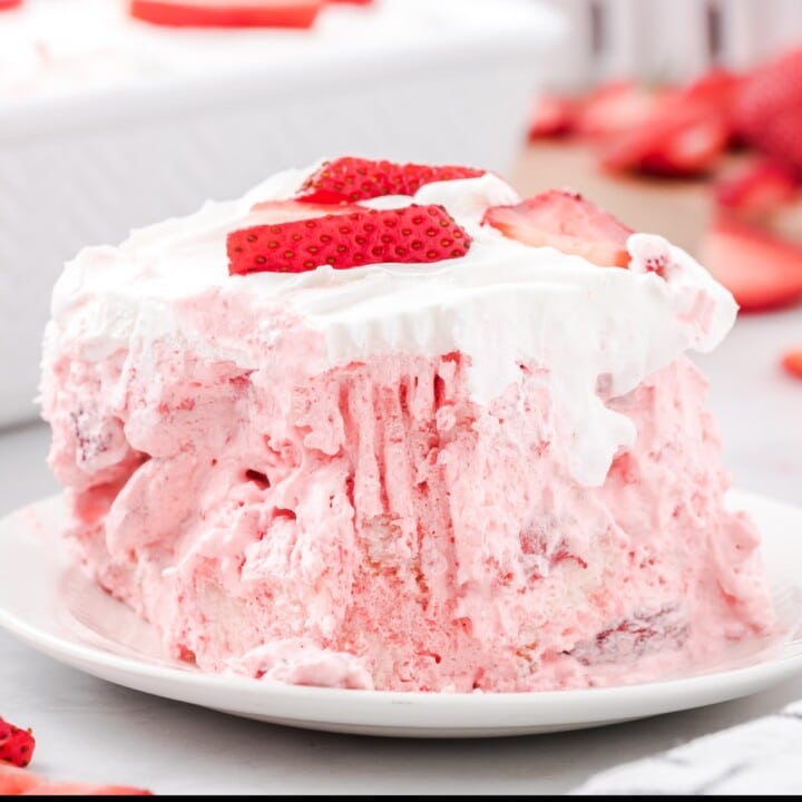 Strawberry Angel Food Cake | Desserts | The Best Blog Recipes