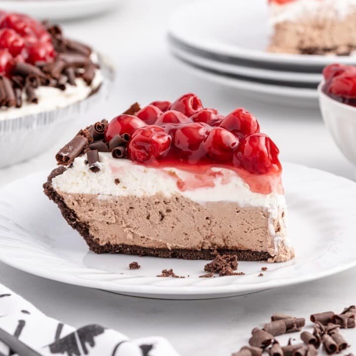 No Bake Black Forest Cheesecake | Desserts