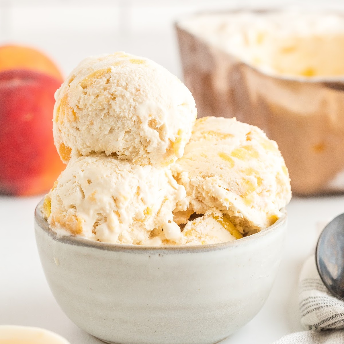 Peach Ice Cream | Dessert | The Best Blog Recipes